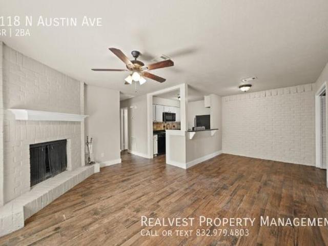 3 Br, 2 bath, Condo 2118 N Austin Ave