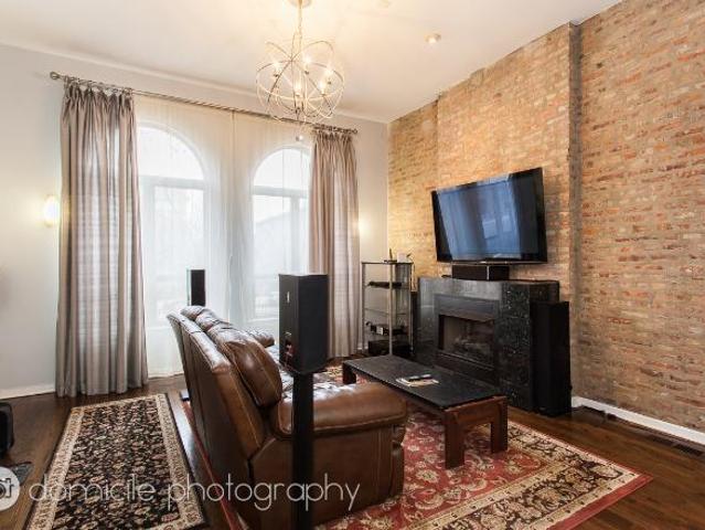 3 Br, 2 bath, Condo 2113 West Washington Boulevard