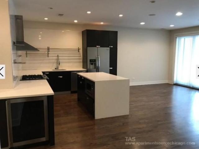 3 Br, 2 bath, Condo 2127 West Division St