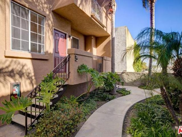 3 Br, 2 bath, Condo 21838 S Vermont Ave