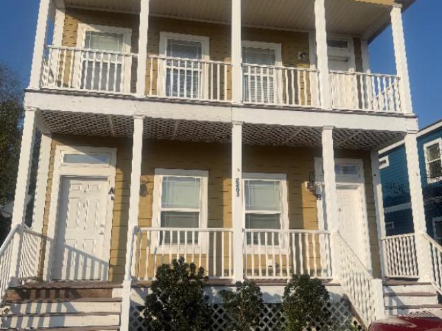 3 Br, 2 bath, Condo 2201 Toulouse St