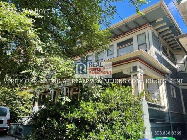 3 Br, 2 bath, Condo 2223 NW Hoyt St