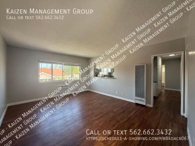 3 Br, 2 bath, Condo 2284 Locust Ave
