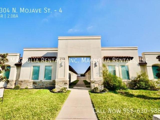3 Br, 2 bath, Condo 2304 N Mojave St
