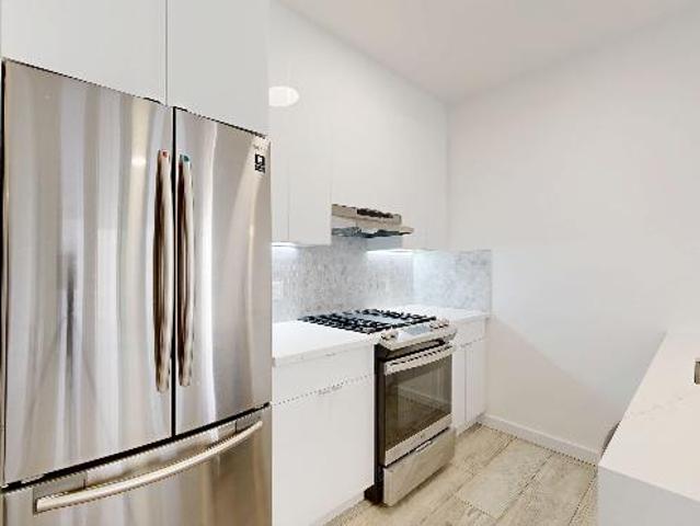 3 Br, 2 bath, Condo 2390 Francisco St