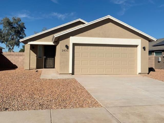 3 Br, 2 bath, Condo 2430 S Clovis Place