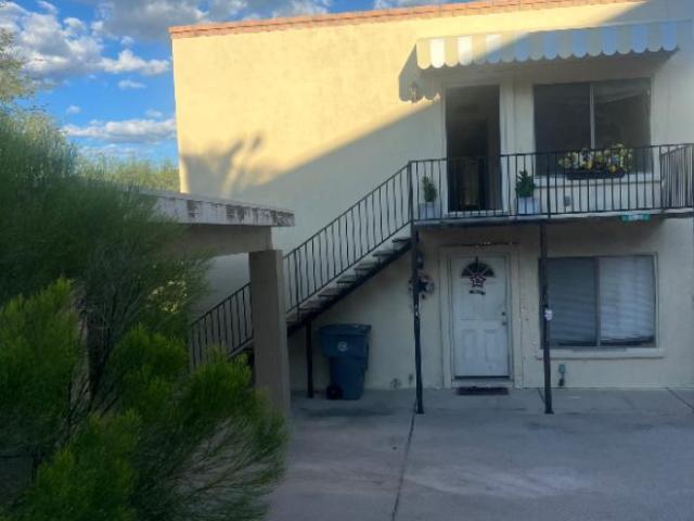 3 Br, 2 bath, Condo 2536 Corinthian Gardens