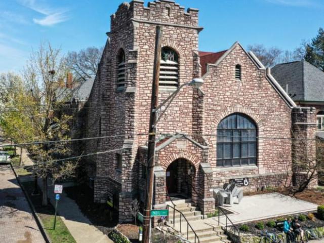 3 Br, 2 bath, Condo 257 West 6th Ave