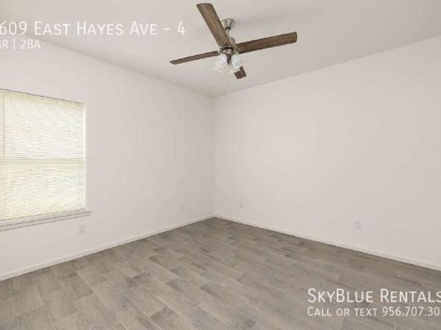 3 Br, 2 bath, Condo 2609 East Hayes Ave