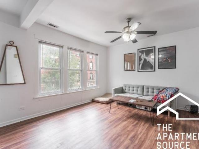 3 Br, 2 bath, Condo 2616 N Marshfield