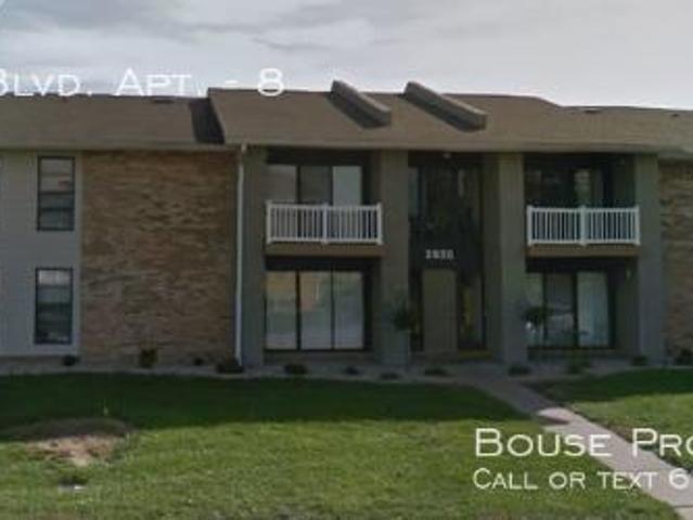 3 Br, 2 bath, Condo 2630 West Blvd Apt