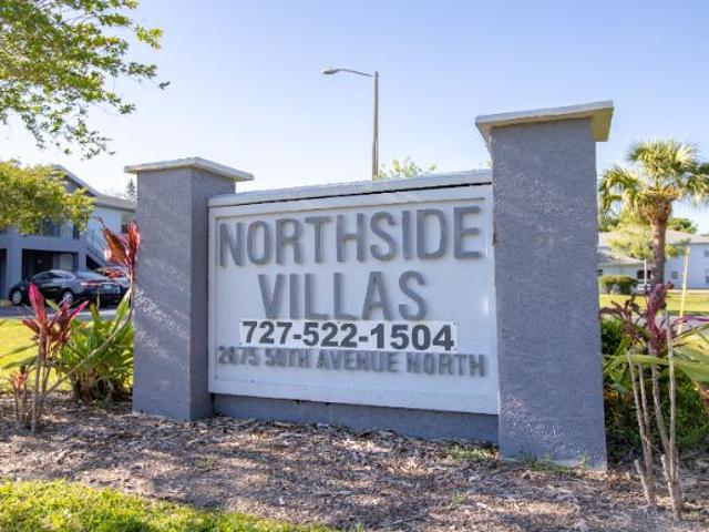3 Br, 2 bath, Condo 2675 50th Ave N