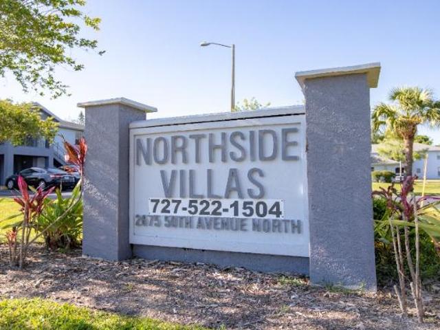 3 Br, 2 bath, Condo 2675 50th Ave N