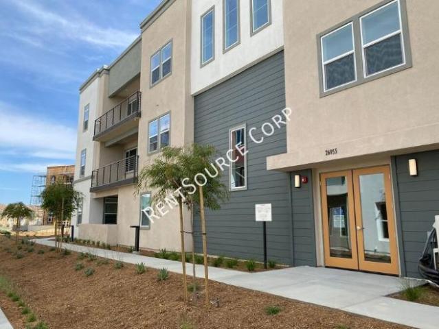 3 Br, 2 bath, Condo 26955 W Prospector Rd