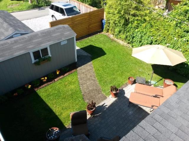 3 Br, 2 bath, Condo 269 NE Alder St