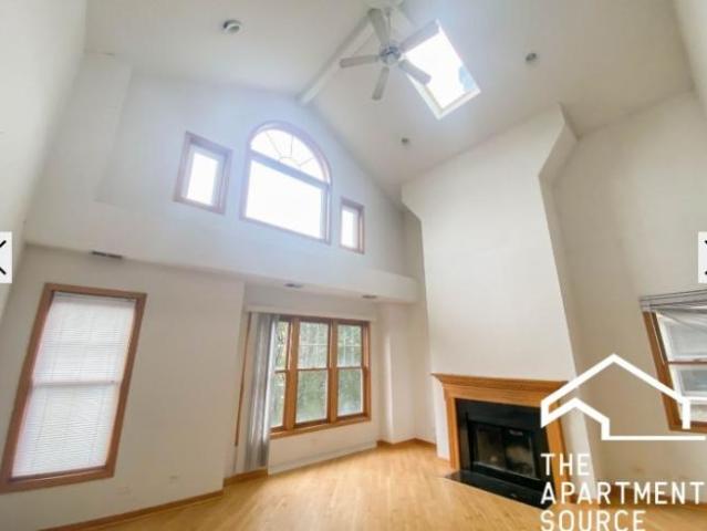 3 Br, 2 bath, Condo 2719 N Wayne Ave