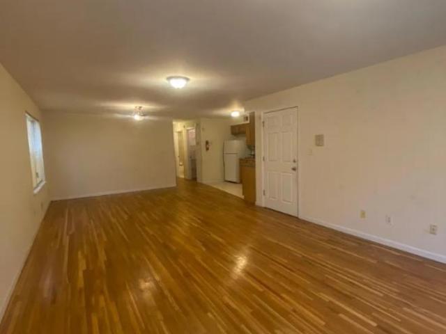 3 Br, 2 bath, Condo 275 Ridgewood Ave