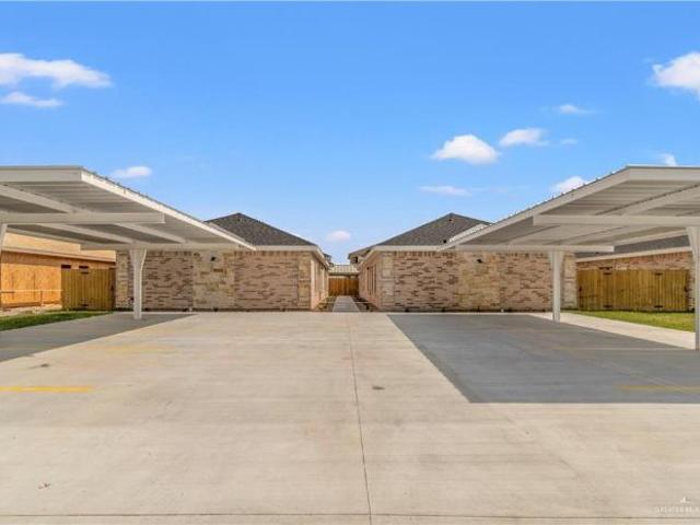 3 Br, 2 bath, Condo 2809 E Israel Avenue