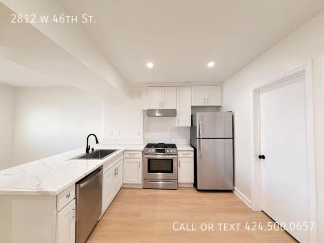 3 Br, 2 bath, Condo 2812 W 46th St