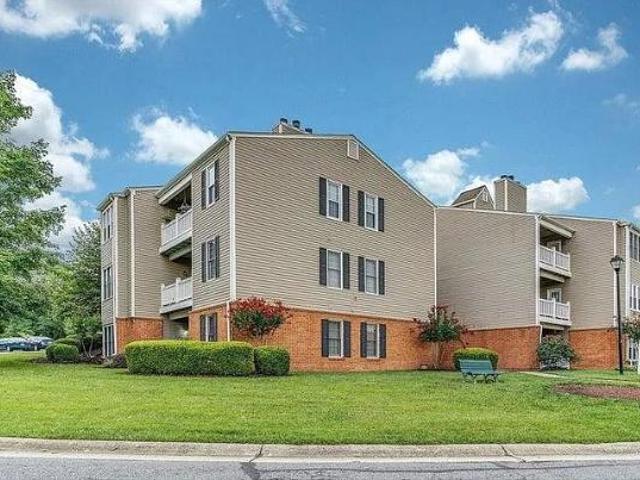 3 Br, 2 bath, Condo 2973 Winterberry Dr