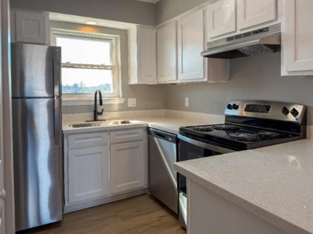 3 Br, 2 bath, Condo 301 Tri City Beach Dr