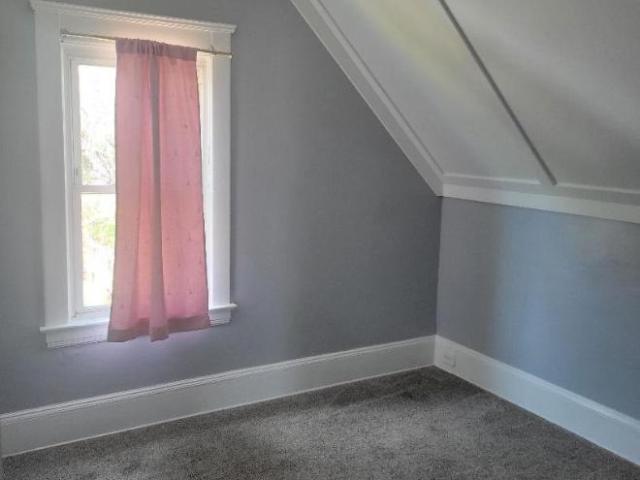 3 Br, 2 bath, Condo 3036 W 51st