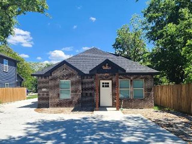 3 Br, 2 bath, Condo 313 Clarence St