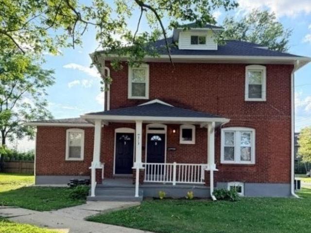 3 Br, 2 bath, Condo 313 Delaware Ave