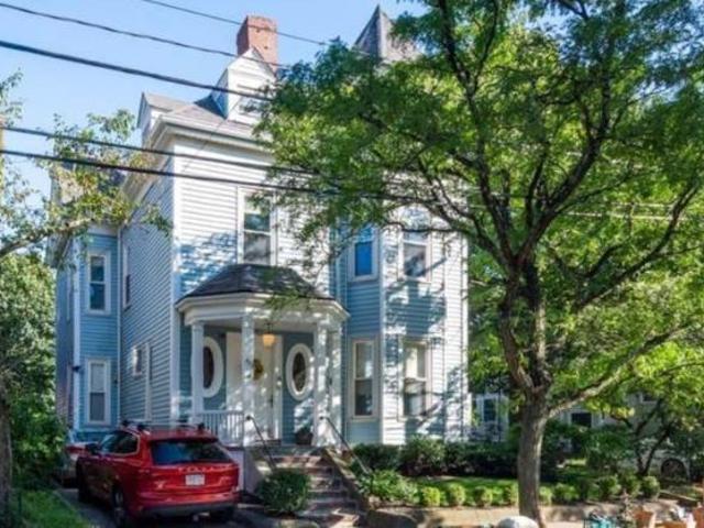 3 Br, 2 bath, Condo 322 Brookline St