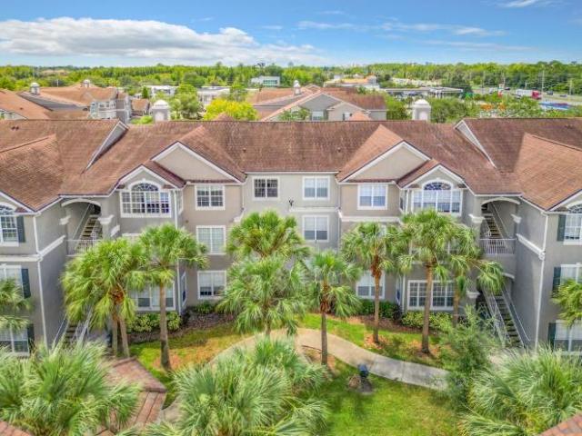 3 Br, 2 bath, Condo 3313 S Kirkman Rd