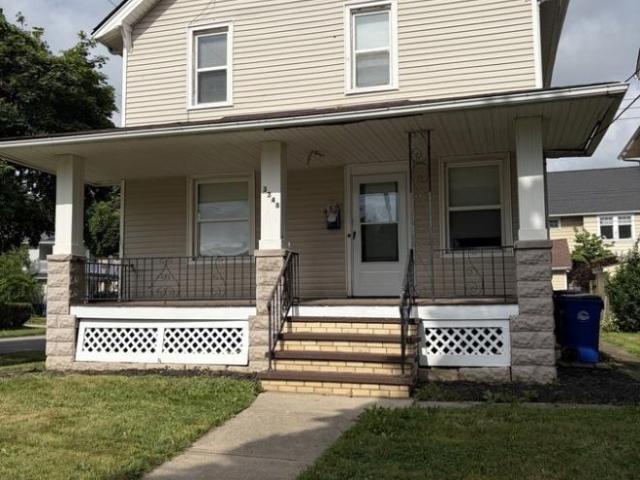 3 Br, 2 bath, Condo 3348 W 100th St