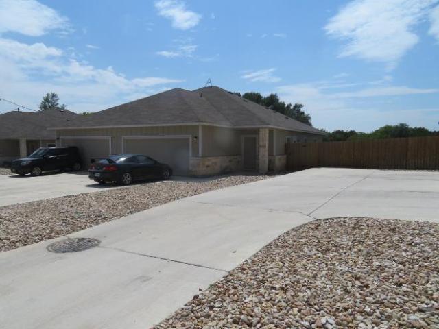 3 Br, 2 bath, Condo 338 Loop 332