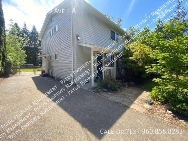 3 Br, 2 bath, Condo 3429 Redwood Ave