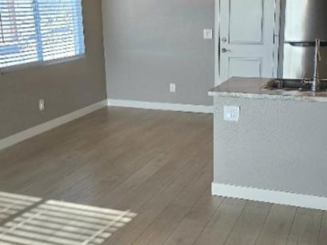 3 Br, 2 bath, Condo 3471 Iroquois