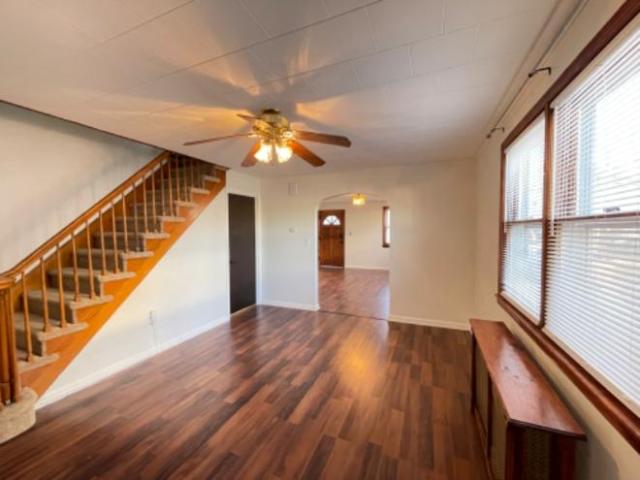 3 Br, 2 bath, Condo 353 Henry St
