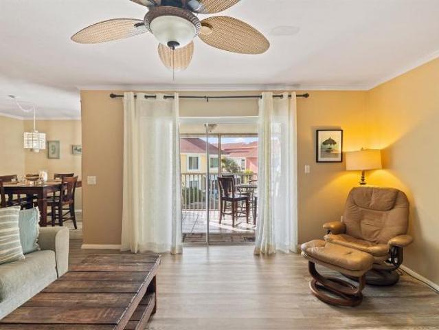 3 Br, 2 bath, Condo 3585 41st Way S