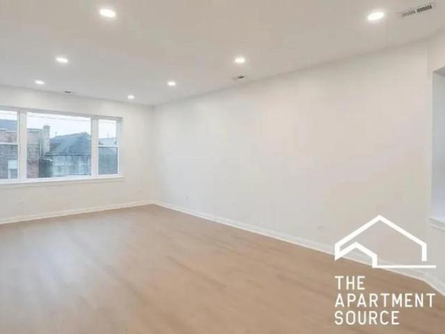 3 Br, 2 bath, Condo 3602 West 26th Street