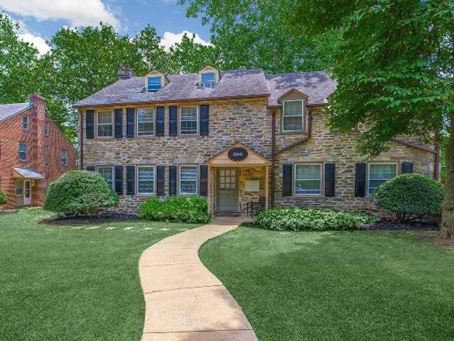 3 Br, 2 bath, Condo 3621 Stokley Street