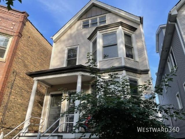 3 Br, 2 bath, Condo 3707 N Bosworth Ave