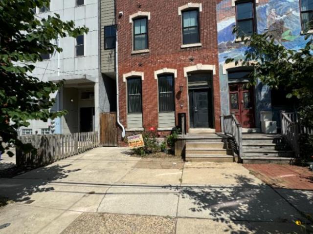 3 Br, 2 bath, Condo 3825 Hamilton Street
