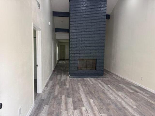 3 Br, 2 bath, Divided 13360 Southview Ln