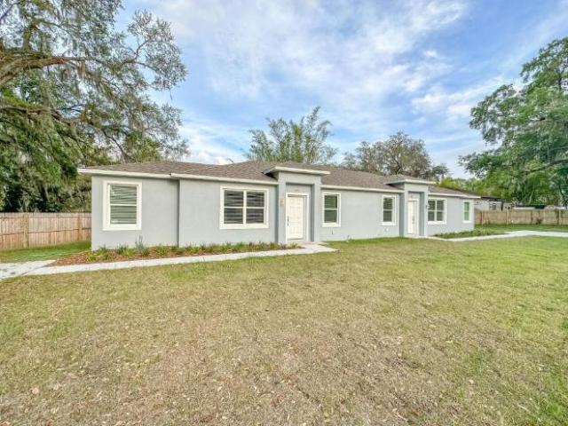 3 Br, 2 bath, Divided 425 Thompson Ave