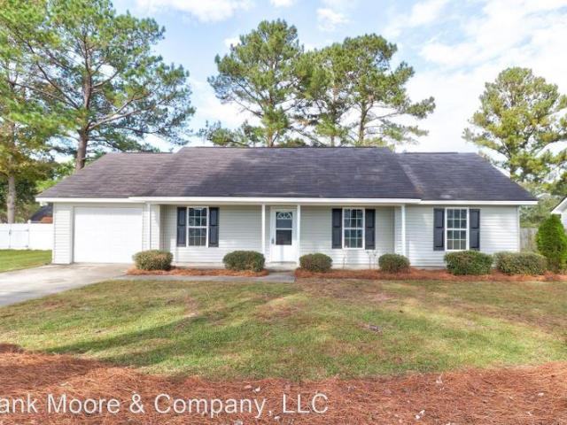 3 br, 2 bath House 118 Reese Way