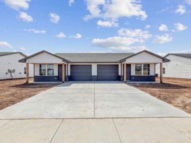 3 Br, 2 bath, Other 931 Arrowhead St