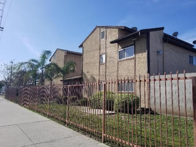 3 Br, 2 bath, Other 9825 Laurel Canyon Blvd