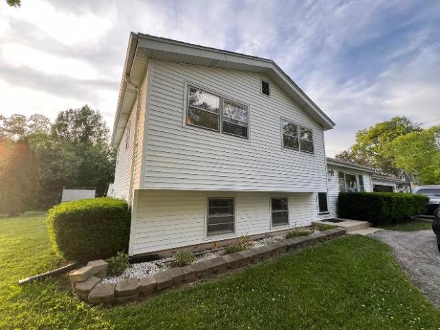 3 Br, 2 bath, Other 1218 Lincoln Avenue