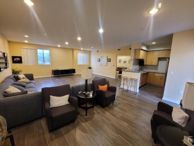 3 Br, 2 bath, Other 12455 San Fernando Road