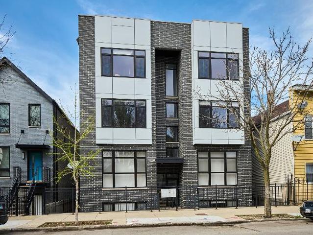 3 Br, 2 bath, Other 1338 West Cullerton Street