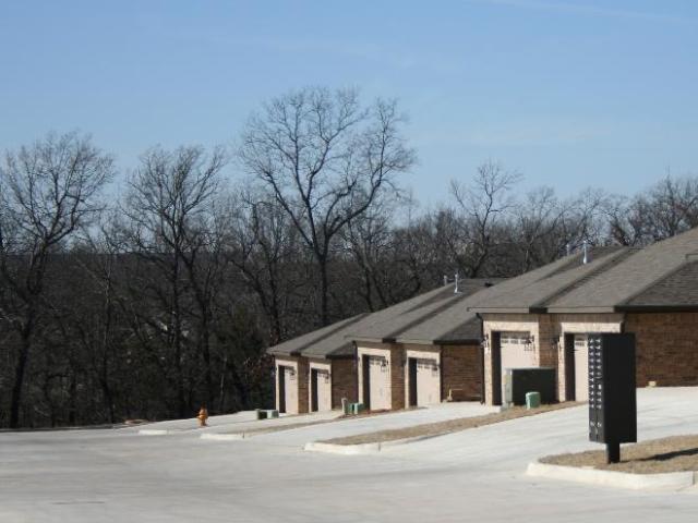 3 Br, 2 bath, Other 1413 B N Monte Vista