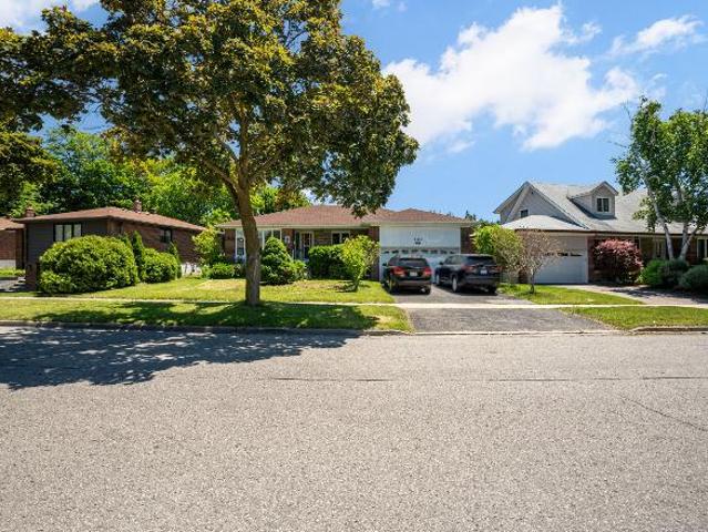 3 Br, 2 bath, Other 141 Oakmeadow Boulevard